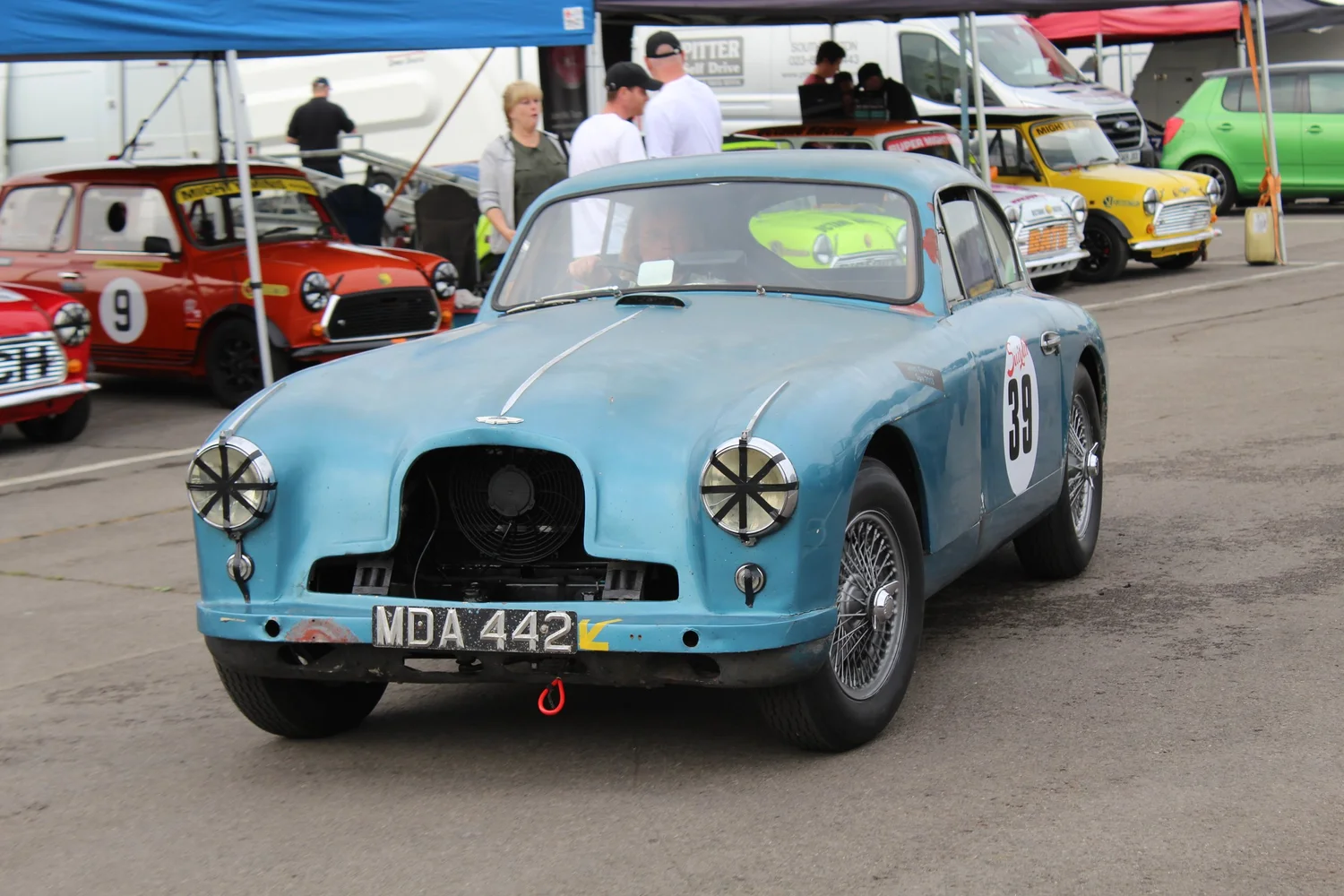 Thruxton Historics (2023) — FISCAR - Keeping the Spirit of 1950s Sports ...