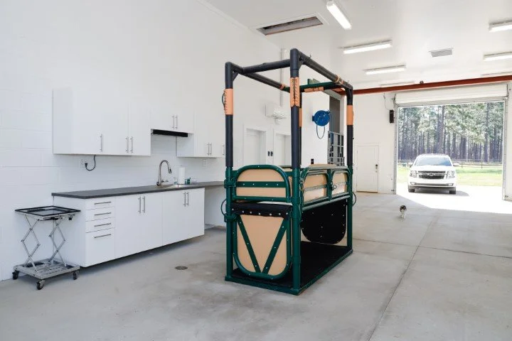 Facility — Foundation Equine Clinic