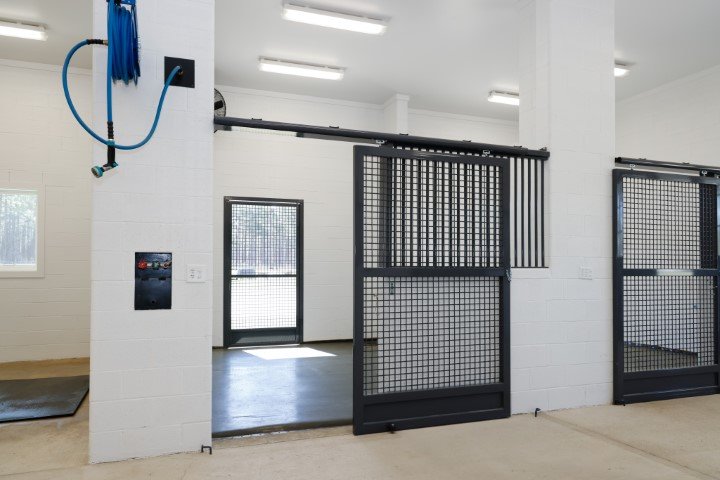 Facility — Foundation Equine Clinic