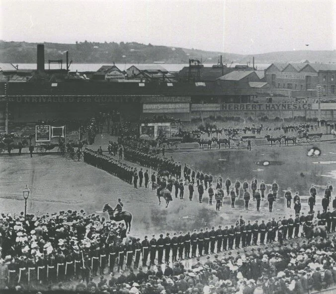 Roots Routes — Travel into your past