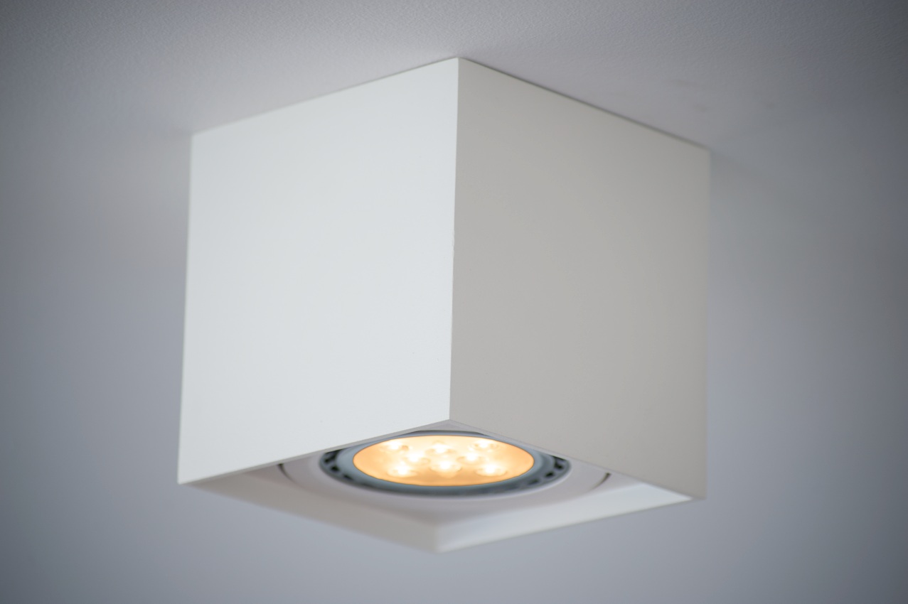 Intel Quadrant LED Lighting System — Intelligent Living