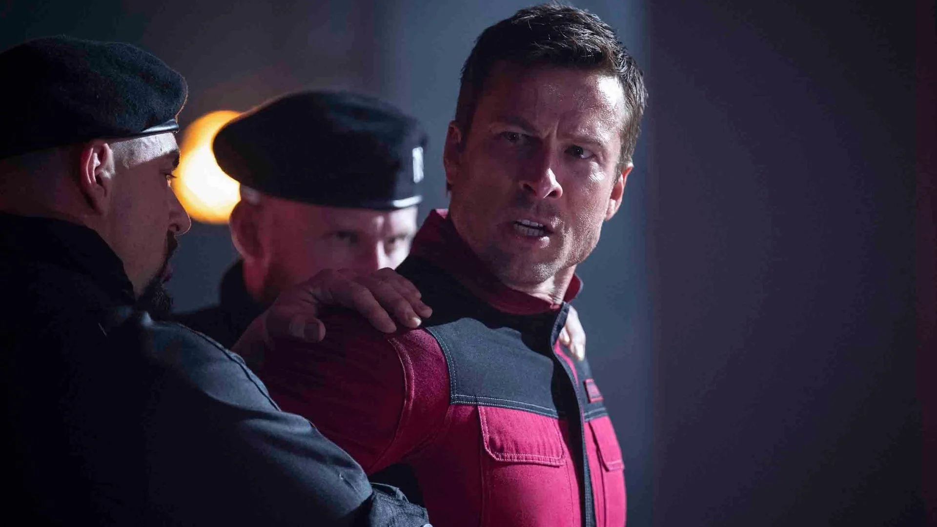Glen Powell Says TOP GUN: MAVERICK Taught Him the Ultimate Lesson for ...