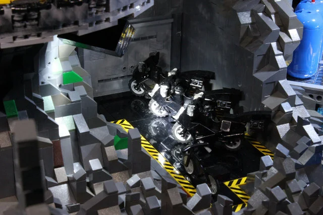 Amazing LEGO Batcave Playset — GeekTyrant