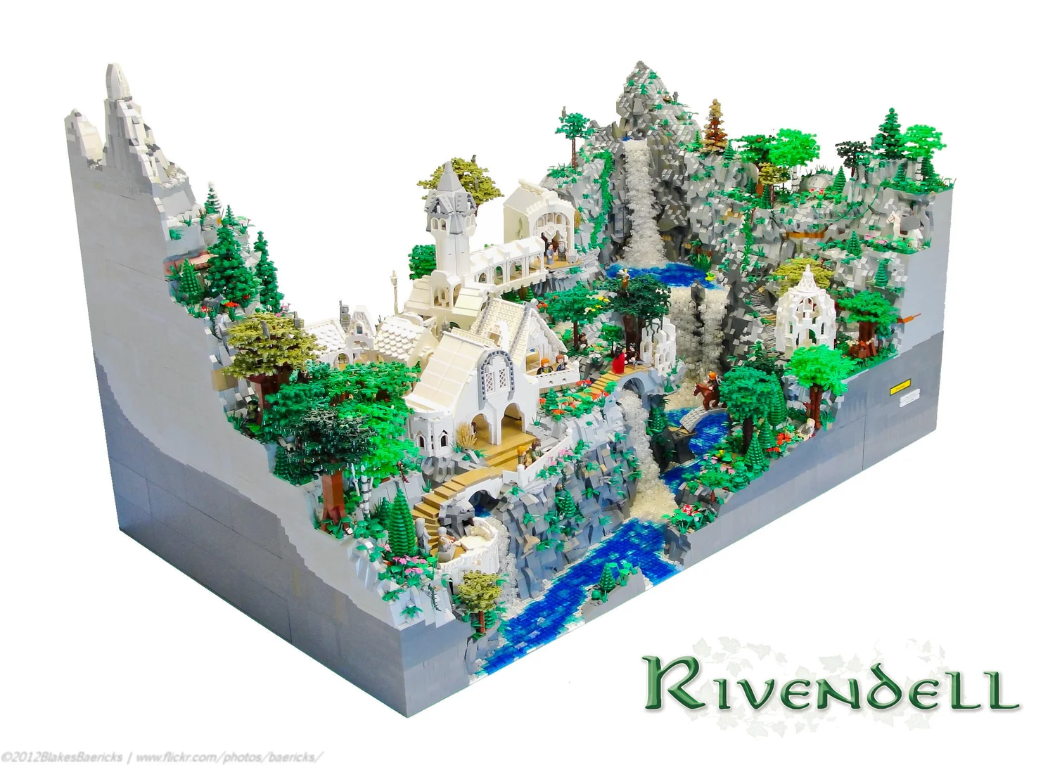 Insanely Detailed LORD OF THE RINGS Rivendell LEGO Diorama — GeekTyrant