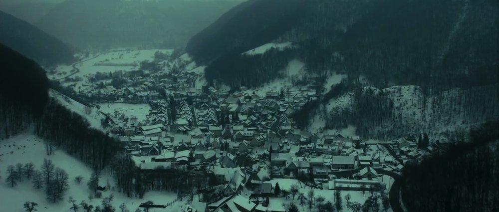 Inspiring Trailer for the WWII Drama THE BOOK THIEF — GeekTyrant