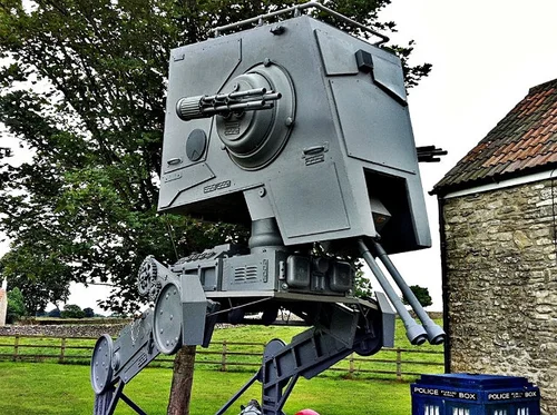 16-Foot STAR WARS AT-ST Walker Replica — GeekTyrant
