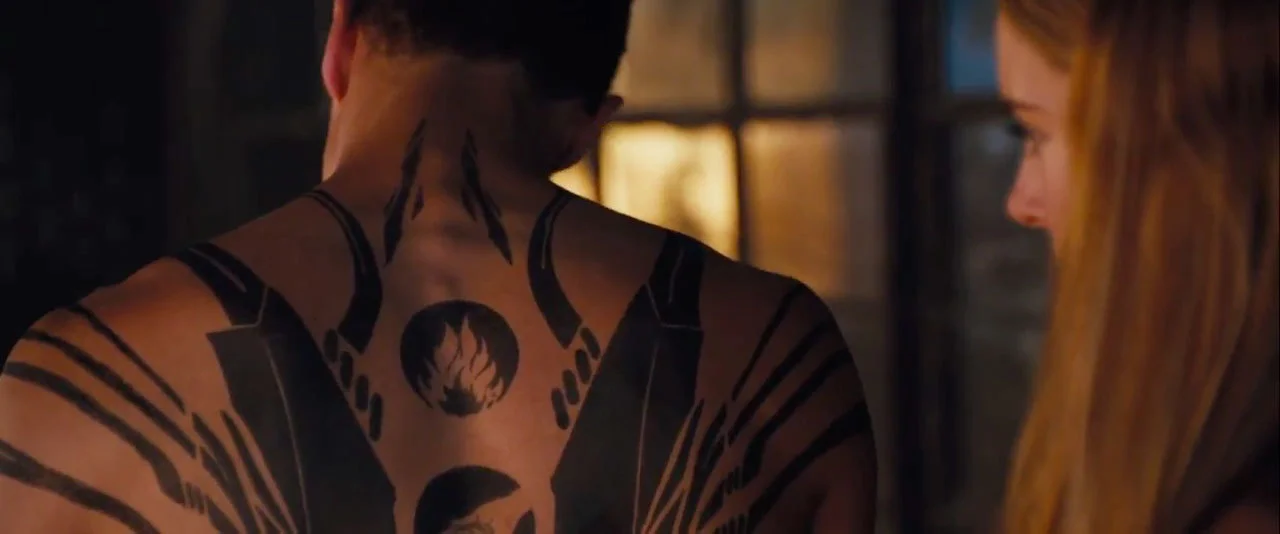 DIVERGENT - Action Packed Full Trailer — GeekTyrant