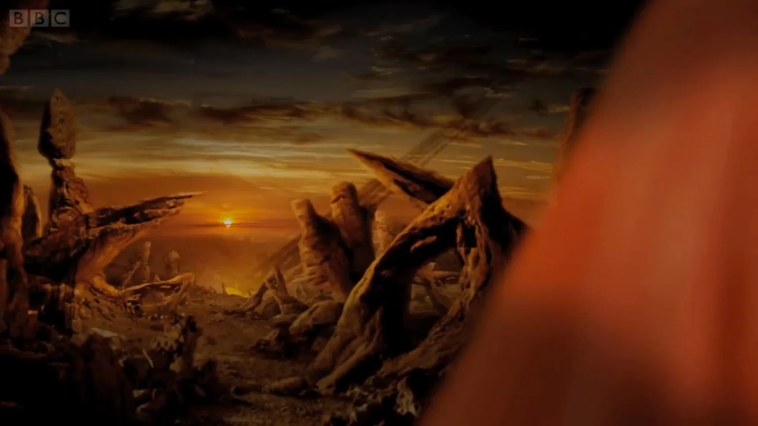 Watch DOCTOR WHO's "The Night of the Doctor" Mini-Episode! — GeekTyrant