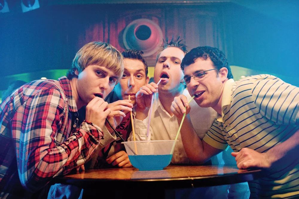 Teaser Trailer for THE INBETWEENERS 2 — GeekTyrant
