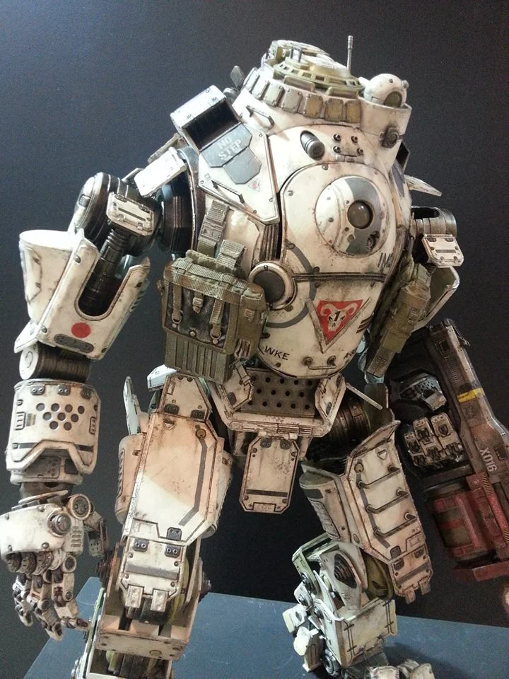 Detailed TITANFALL Atlas Mech and Pilot Action Figures — GeekTyrant