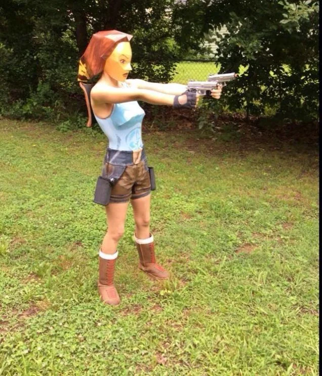 Amusing Lara Croft Cosplay from First TOMB RAIDER Game — GeekTyrant