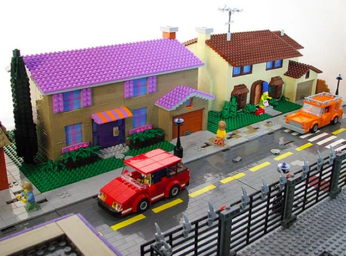 THE SIMPSONS' Town of Springfield Made out of LEGO — GeekTyrant