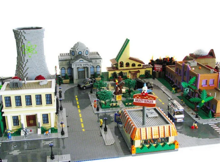 THE SIMPSONS' Town of Springfield Made out of LEGO — GeekTyrant