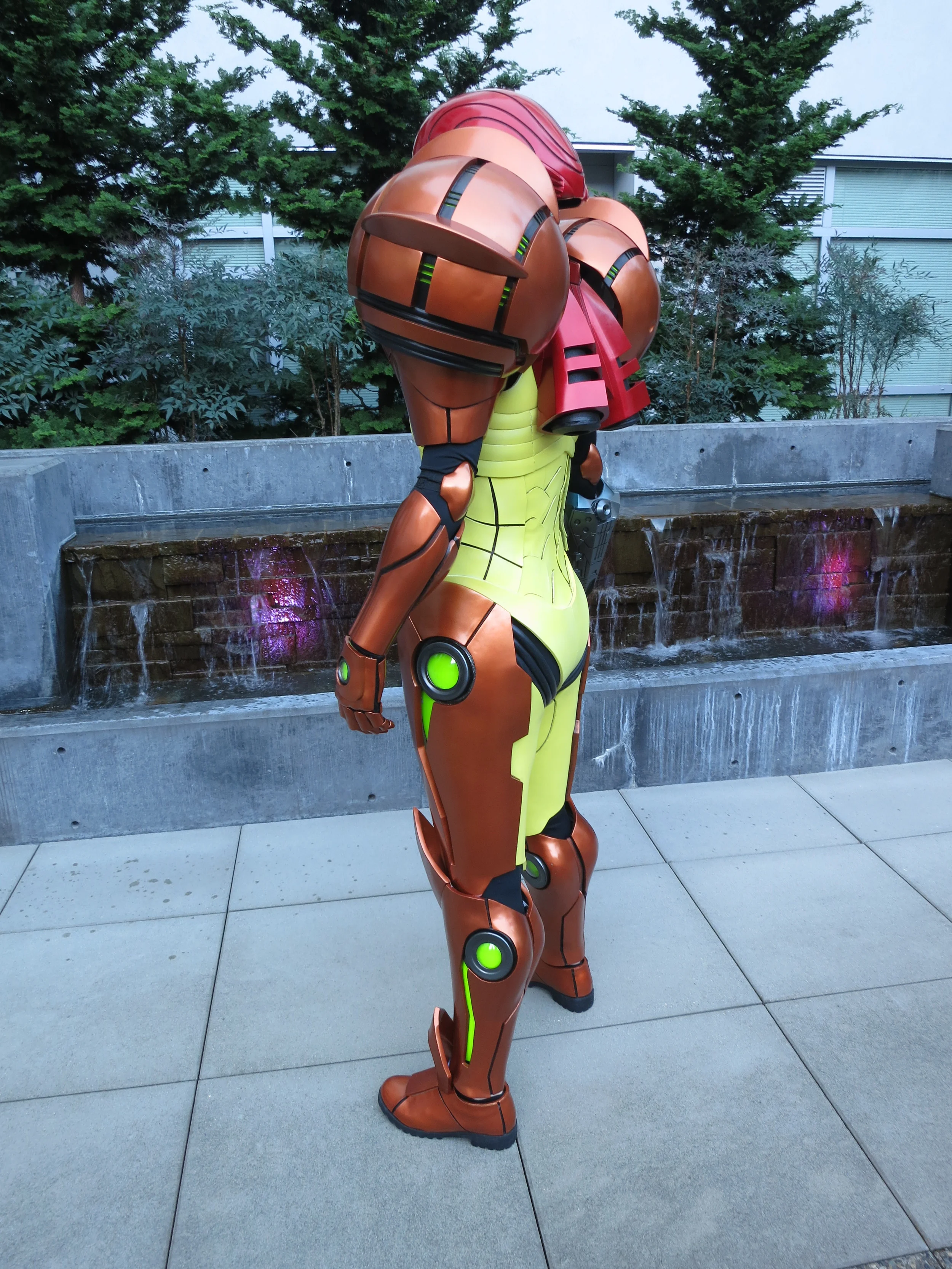 Mind-Blowing METROID Cosplay by Talaaya — GeekTyrant