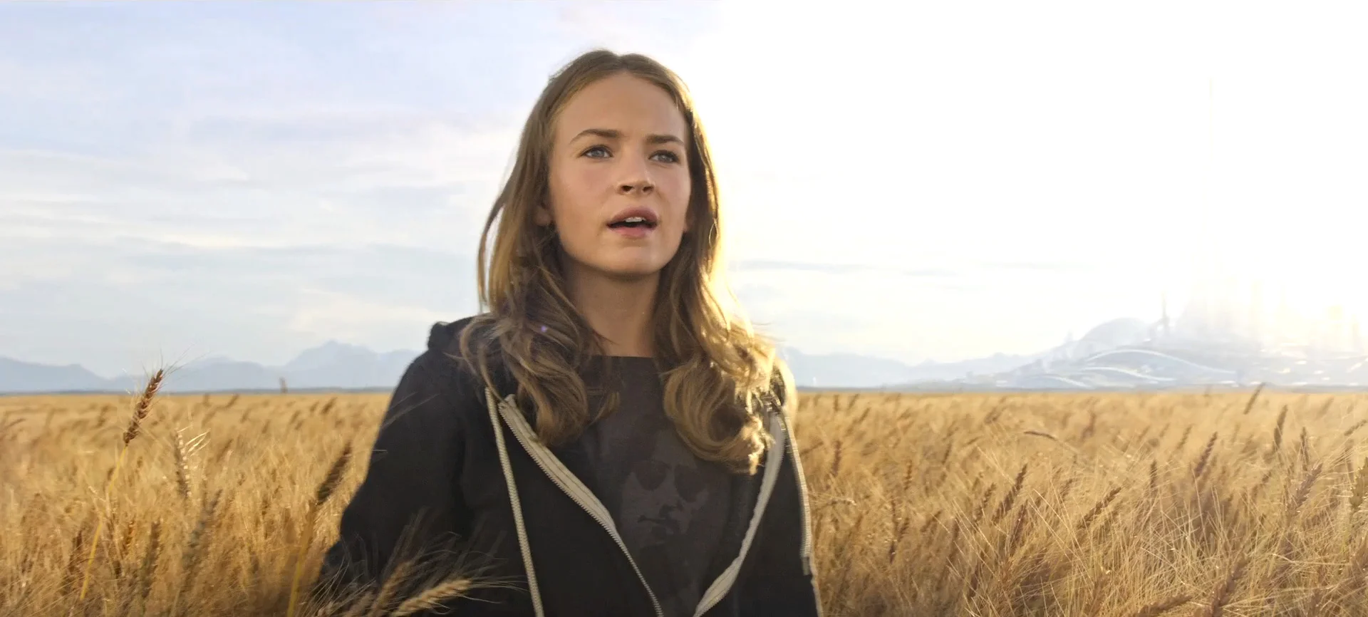 TOMORROWLAND — Trailer Analysis and 49 High Quality Stills — GeekTyrant