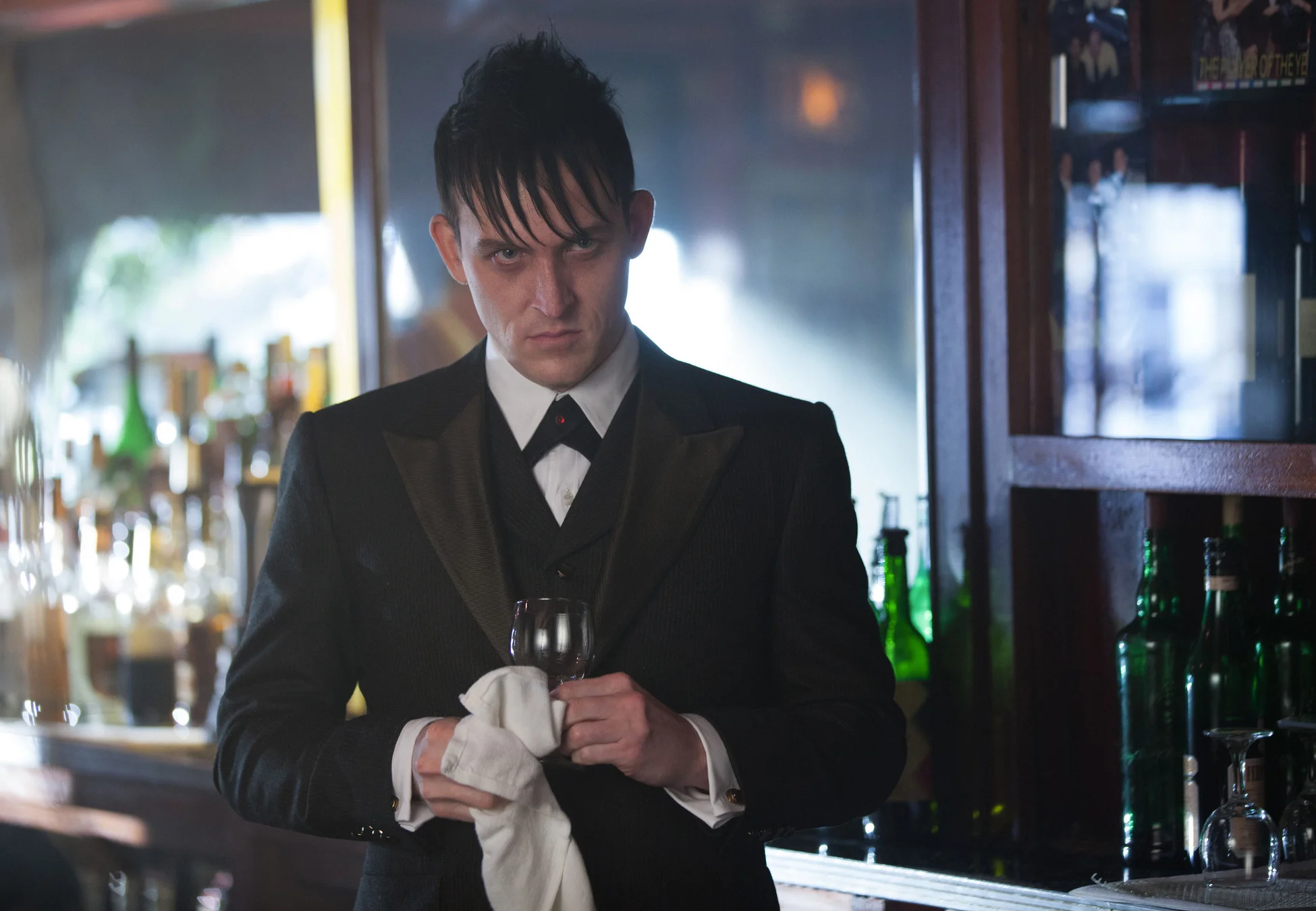 GOTHAM - Five Clips from Episode 6 and “March of the Penguin ...