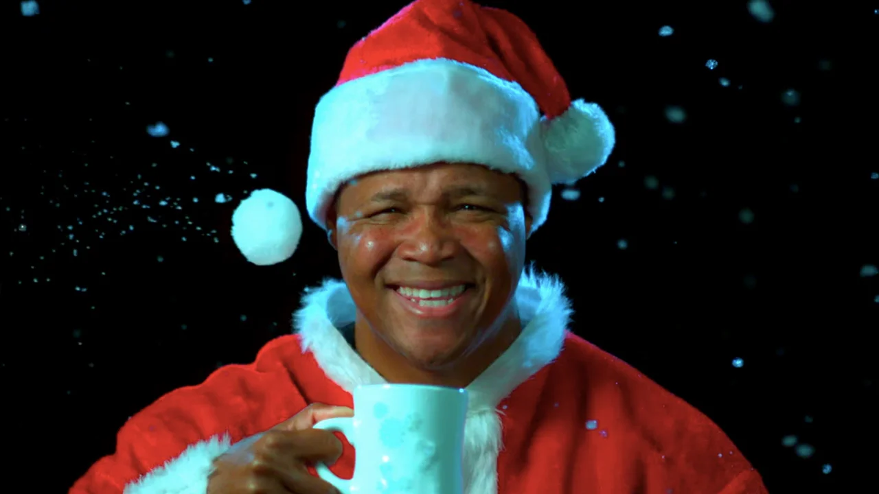 Ultra-Slow Motion Video of People Getting Hit with Snowballs — GeekTyrant