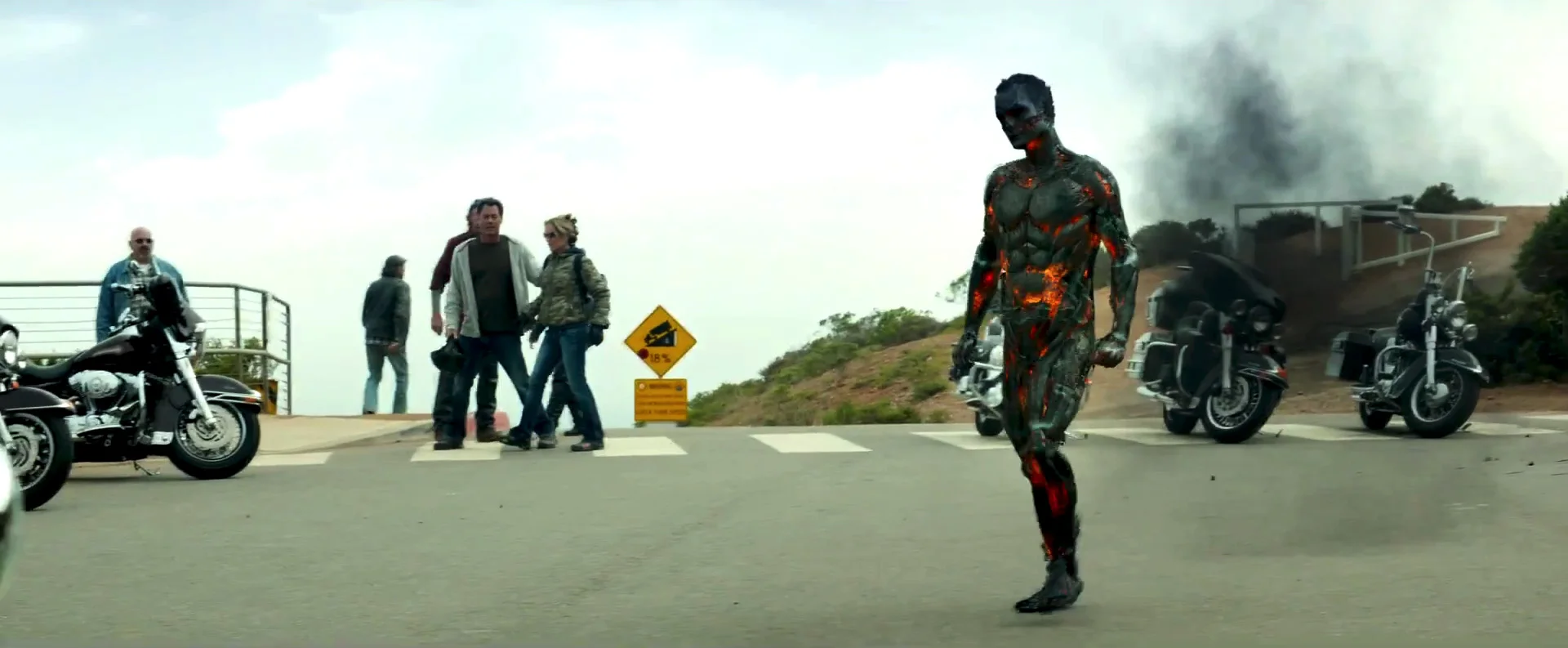 TERMINATOR GENISYS Trailer Analysis and 83 Screenshots — GeekTyrant