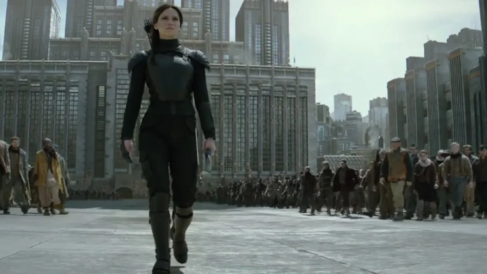 THE HUNGER GAMES: MOCKINGJAY - PART TWO Full SDCC Panel Video — GeekTyrant