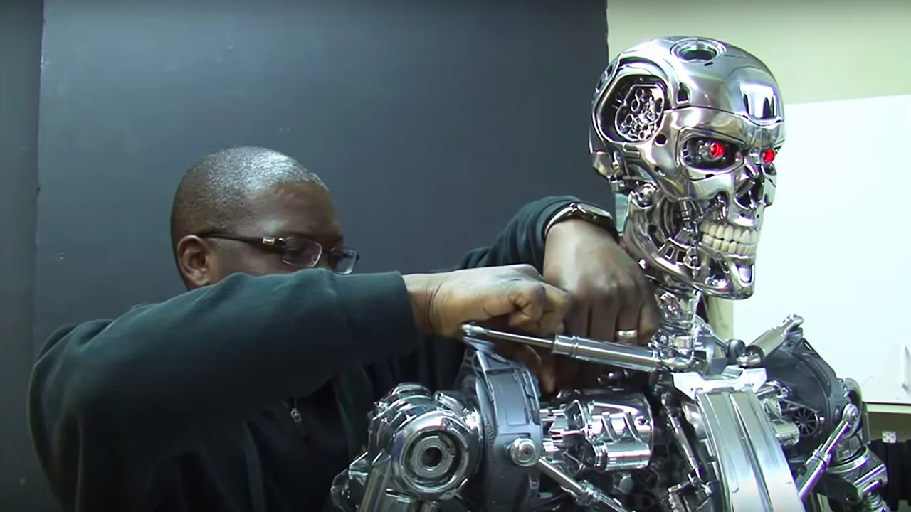 See The TERMINATOR Come To Life in Cool Behind-The-Scenes Video ...