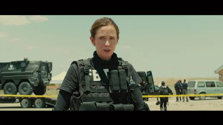 Emily Blunt Takes On The Cartel in New SICARIO Trailer — GeekTyrant