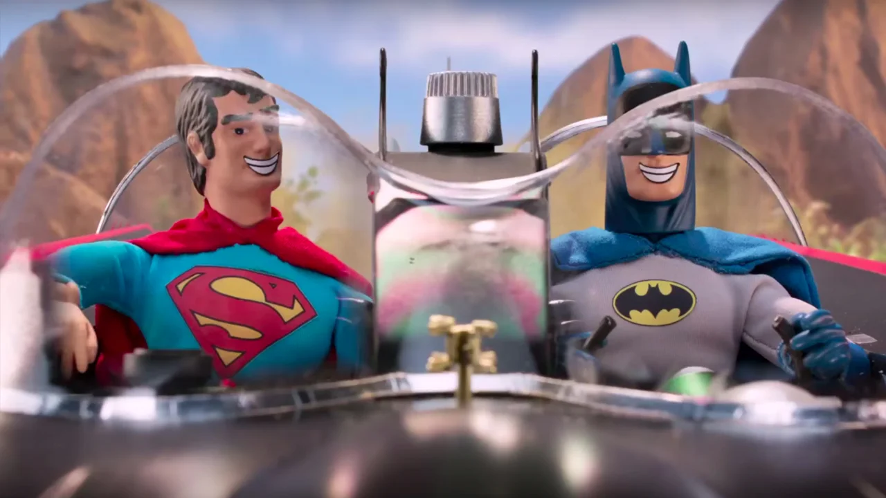 Batman Reveals His Contingency Plan to Kill Superheroes in NYCC Trailer ...