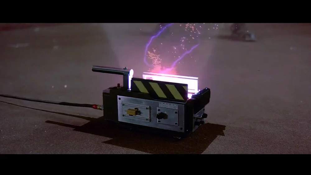 Video Essay Describes The Power of Props in Film — GeekTyrant