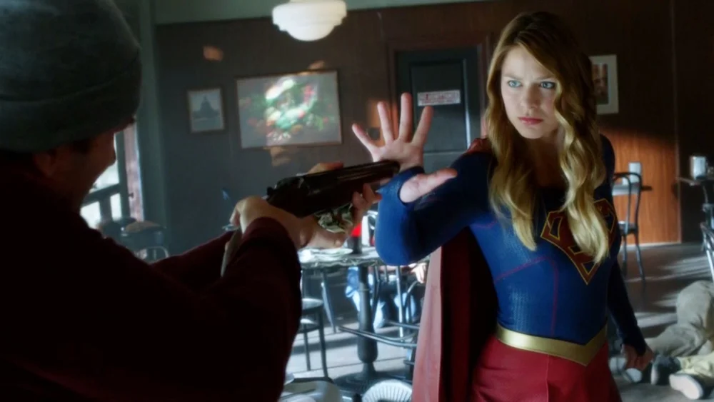 Set Photos From The Flash And Supergirl Crossover Episode — Worlds