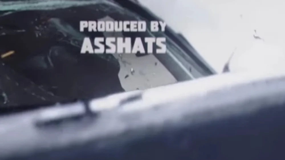 10 Funny Jokes Hidden in The Credits of Popular Films — GeekTyrant