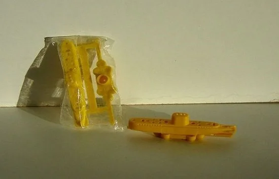 35 Coolest and Weirdest Retro Cereal Prizes From The '70s, '80s, and ...