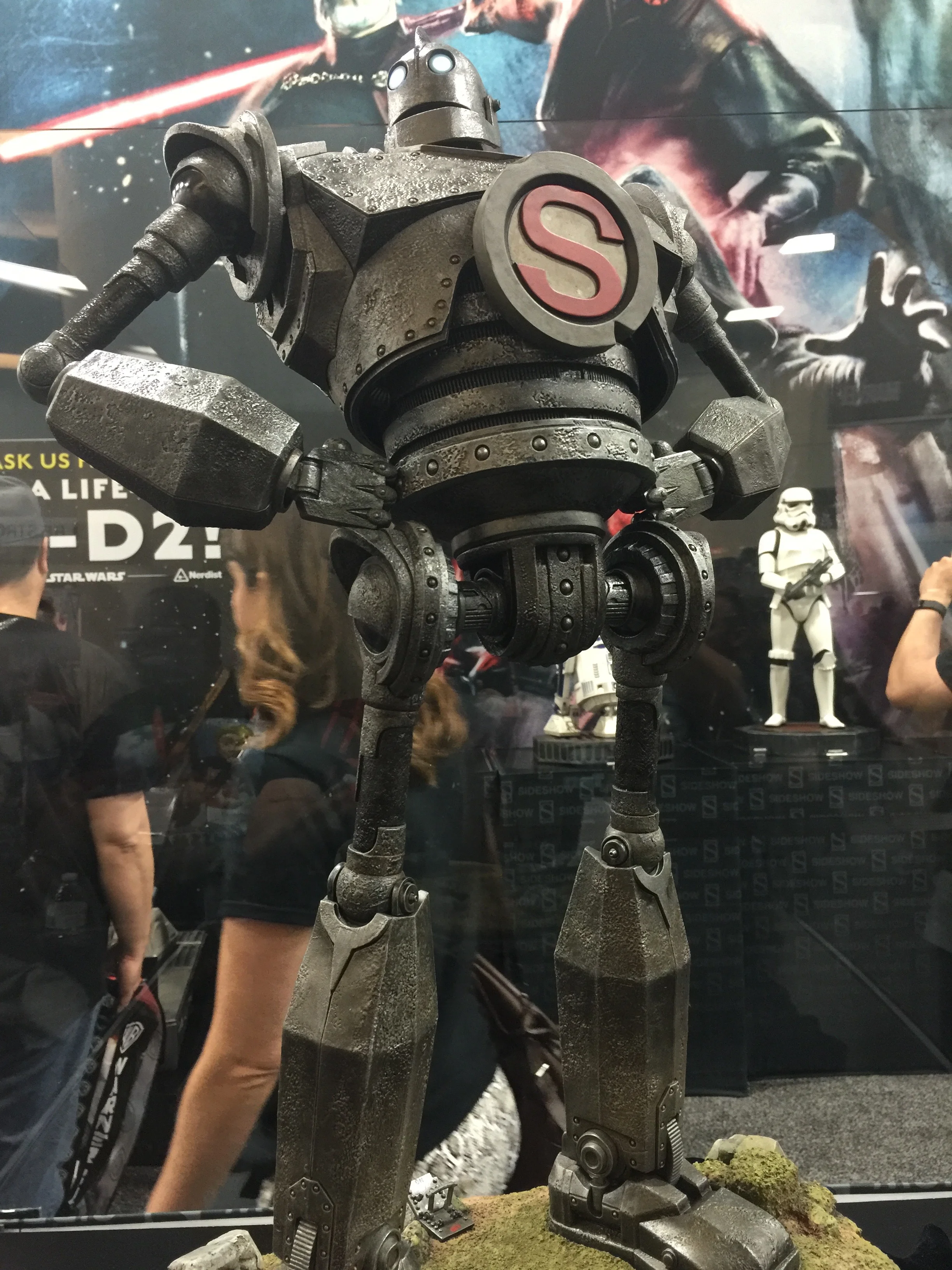 Photos of the Awesome Action Figures from the Sideshow Collectibles ...
