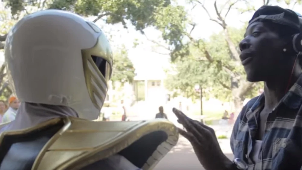 Watch: Guy Freaks Out After Seeing Awesome POWER RANGERS Cosplay ...