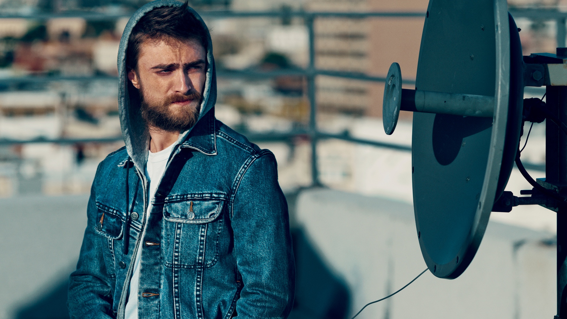 Daniel Radcliffe Will Play a Drug Smuggling Pilot in The Action ...