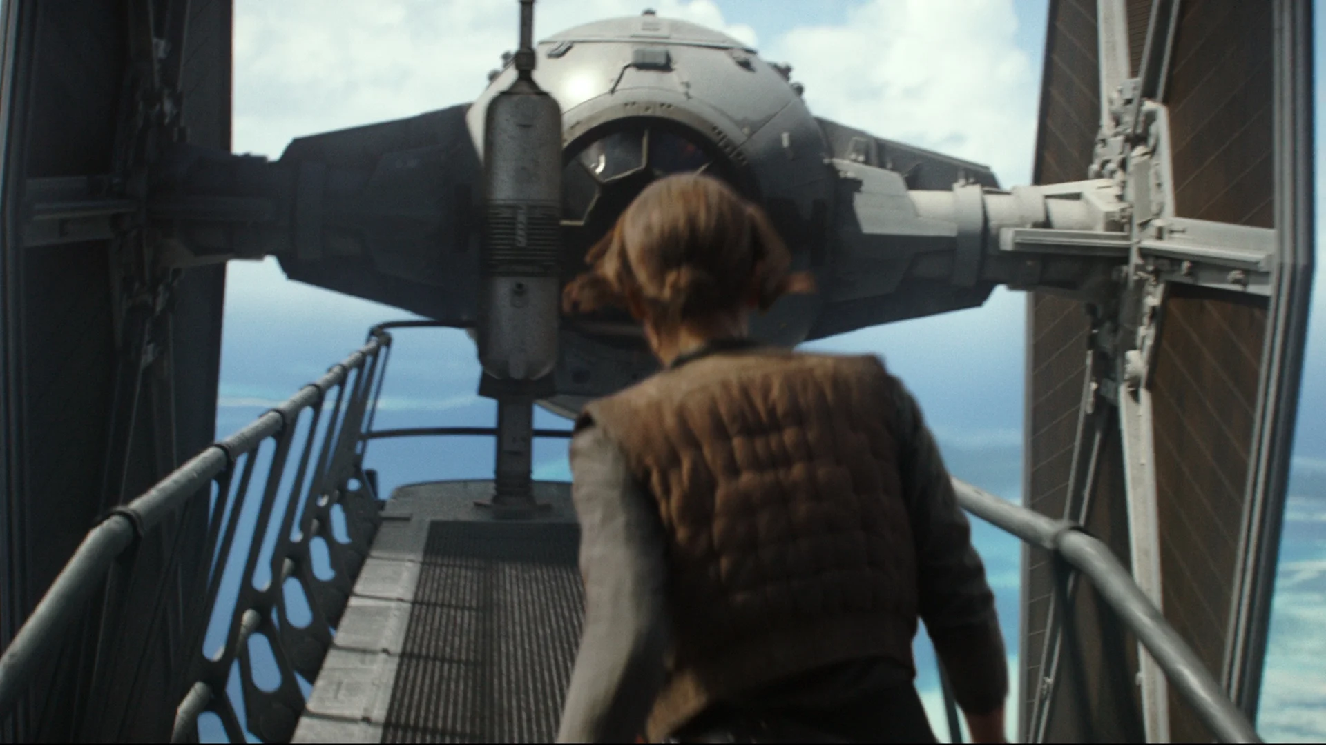 ROGUE ONE Director Explains Why the Original Ending Didn't Work and Why ...