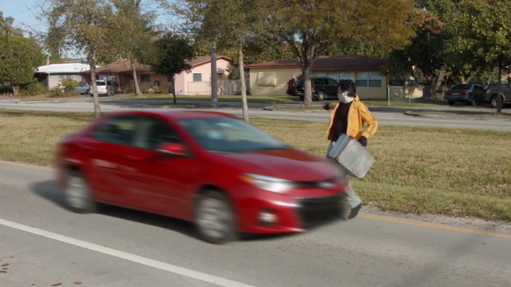 Video Breaks Down How Viral Videos Fake Traffic Dodging — GeekTyrant