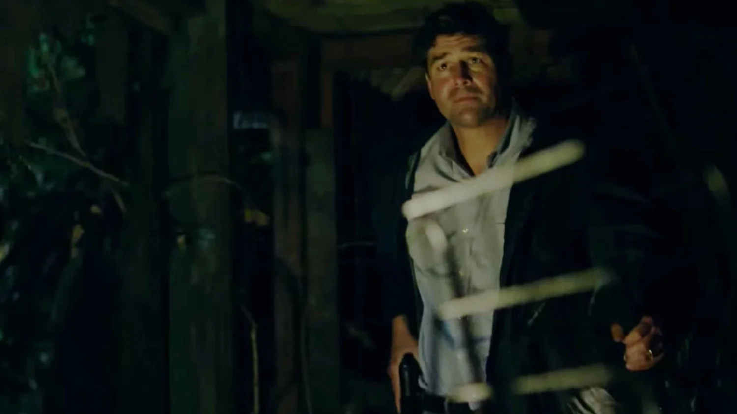 Intense Full Trailer for Netflix Third and Final Season of BLOODLINE ...