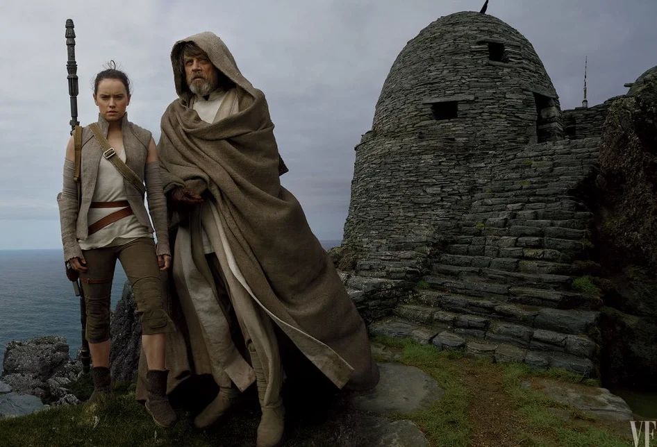 Stunning New Photos For STAR WARS: THE LAST JEDI and Behind-The-Scenes ...