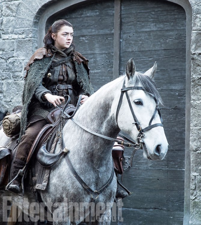 The Starks Are reunited in EW's GAME OF THRONES Season 7 Covers and ...