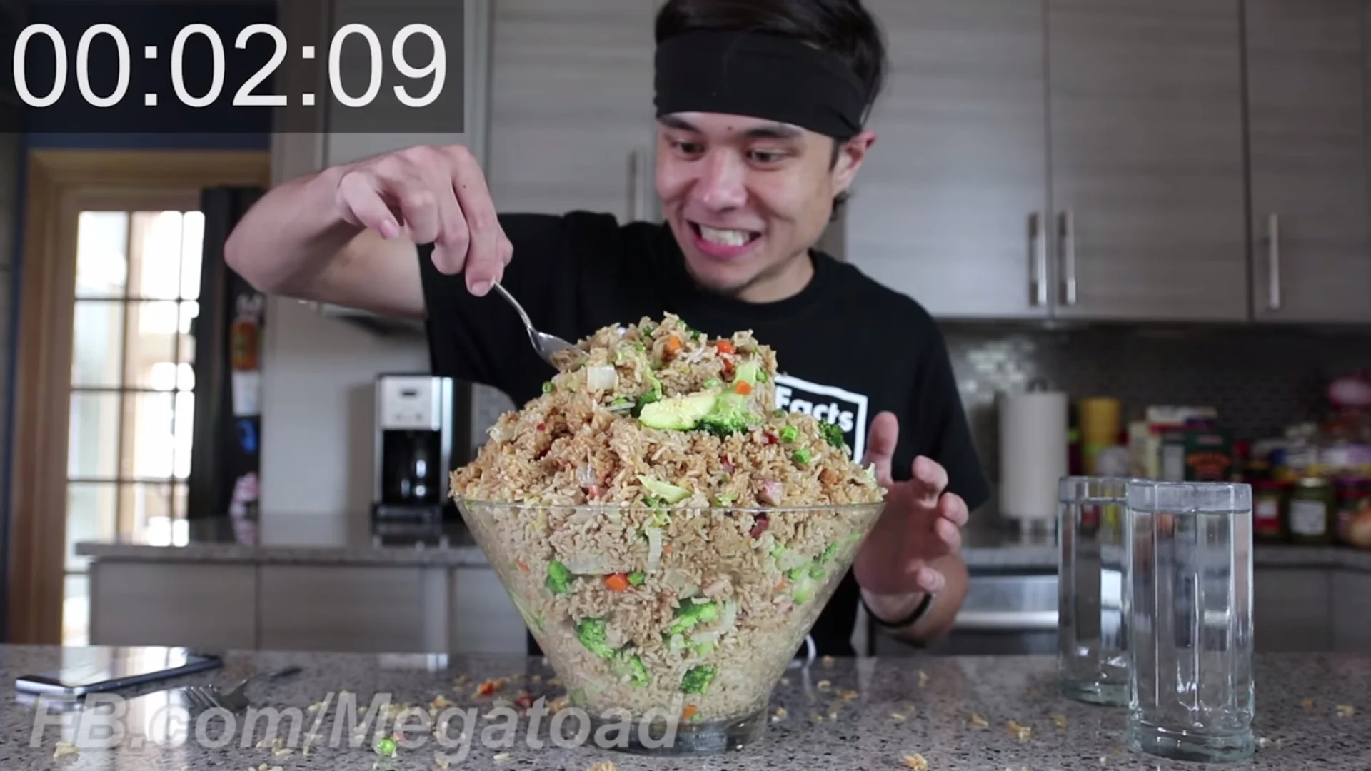 Watch Matt Stonie Devour 12.5 Pounds Of Fried Rice In 24 Minutes ...