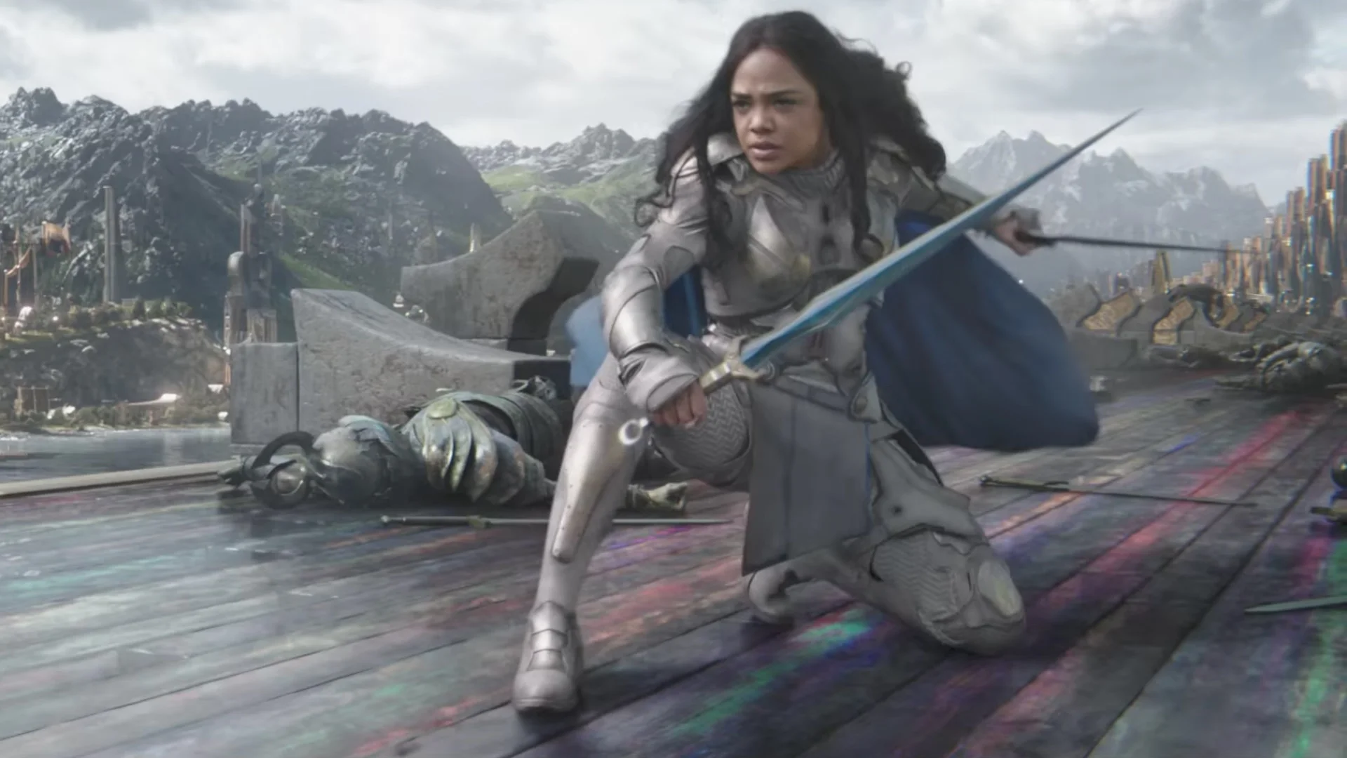 Thor Wants to Call His New Team "The Revengers" in Awesome New Trailer ...