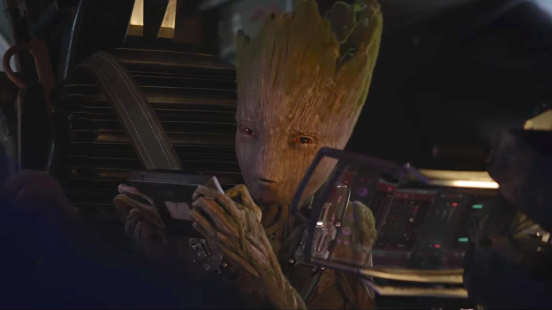 James Gunn Reveals What Groot Said To Rocket at The End of INFINITY WAR ...