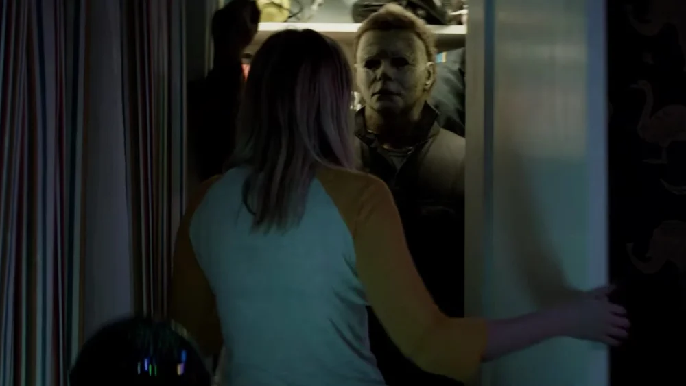 Michael Myers is on the Hunt in This Intense New Trailer For HALLOWEEN ...