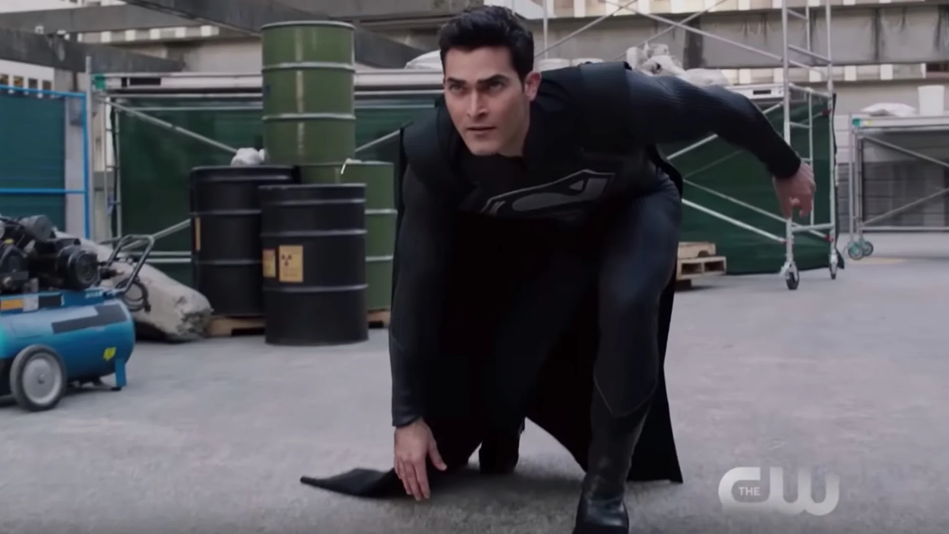 New Trailer For The Arrowverse "Elseworlds" Crossover Features Batwoman ...