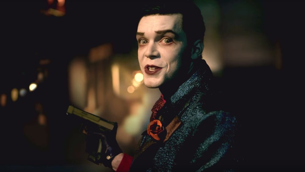 Witness the Birth of The Dark Knight in Exciting Extended Trailer for ...