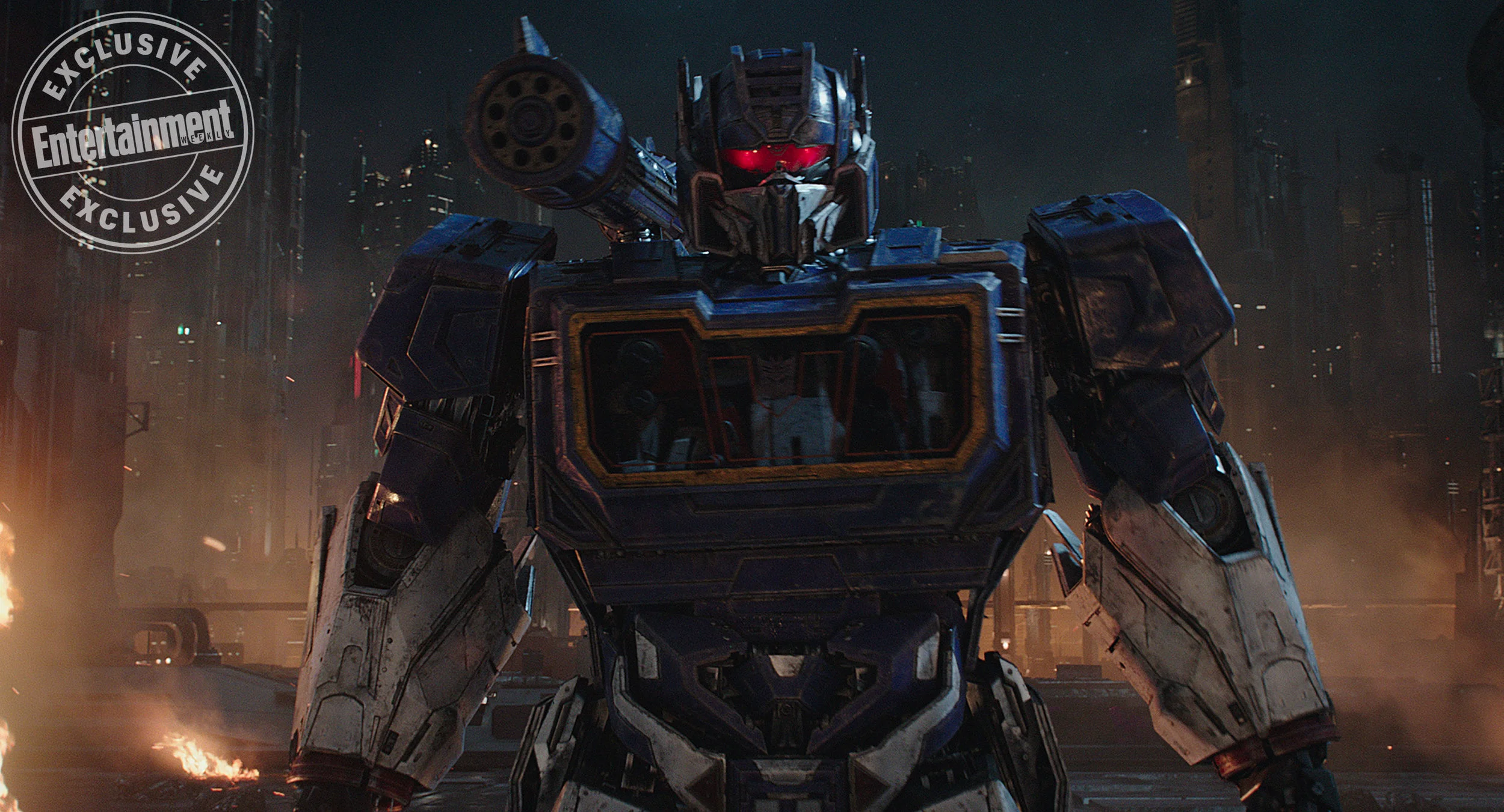 Cool New Photos From BUMBLEBEE Spotlight the G1 Transformers Designs ...