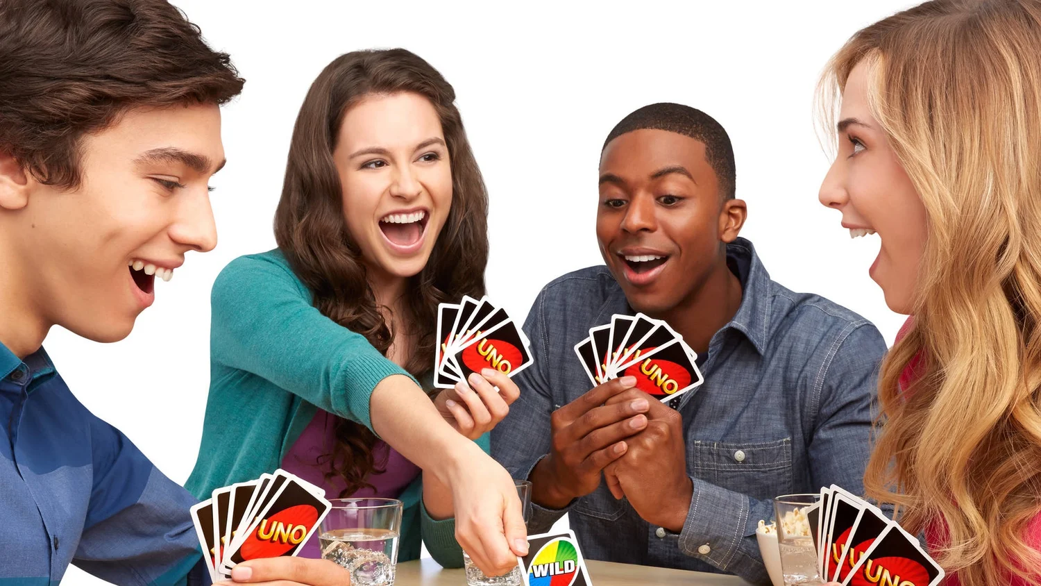 Woman Finds Little Known UNO Rule That Blows Everyone's Minds — GeekTyrant