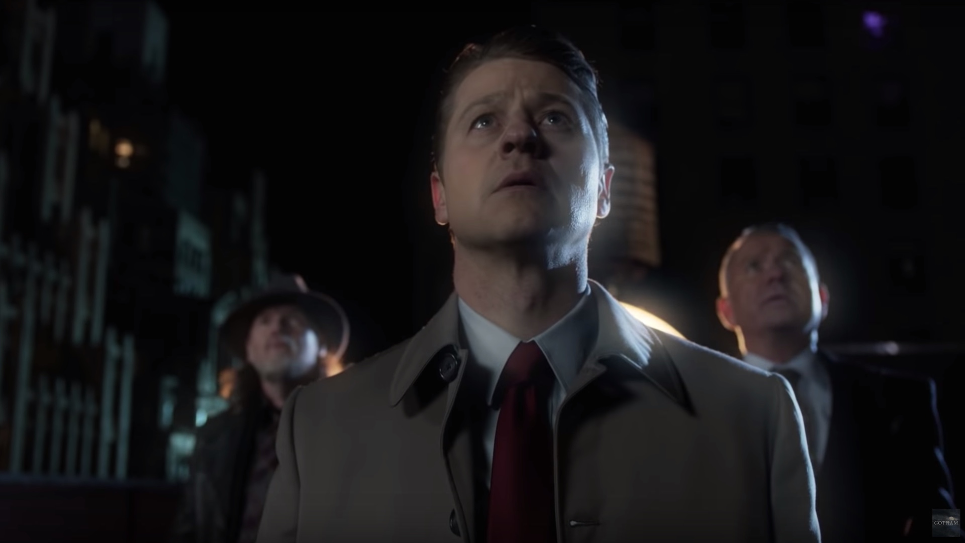 Batman Introduces Himself To Jim Gordon In Trailer For The Gotham Series Finale And First Look