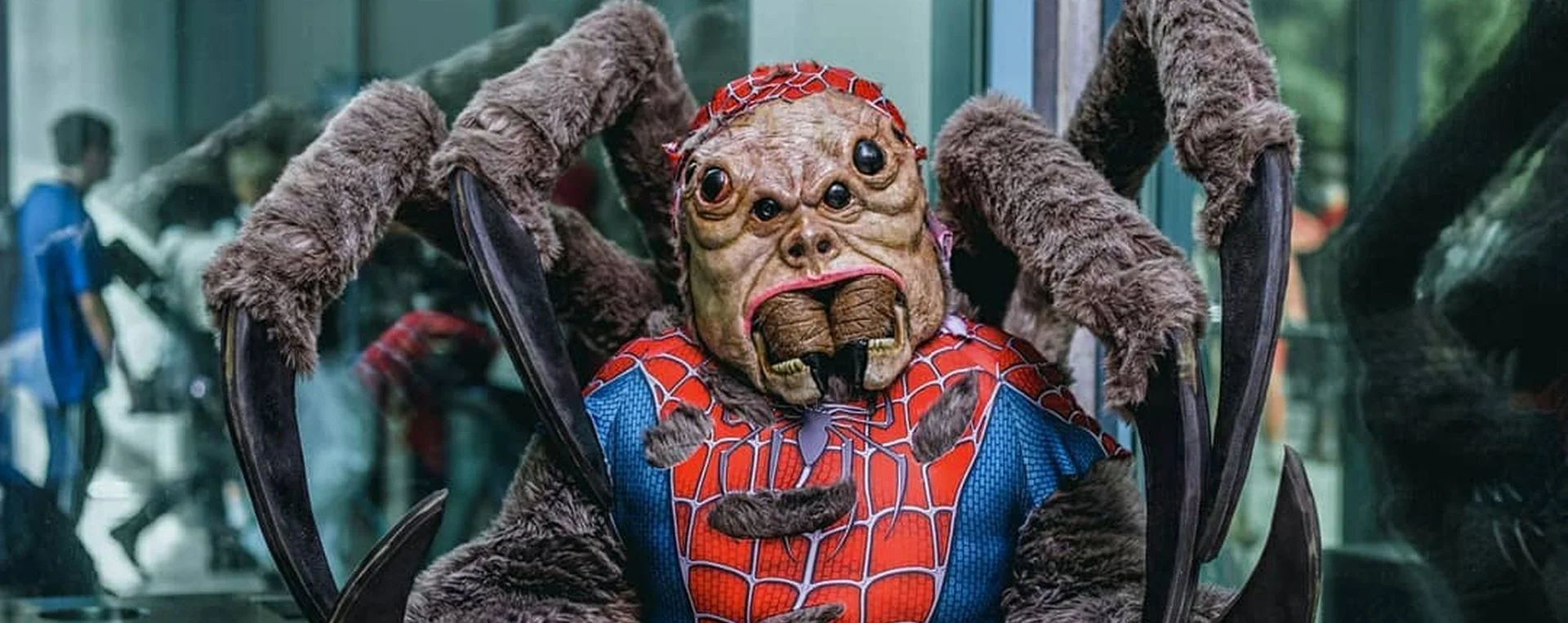 This Man-Spider Cosplay is Horrifyingly Incredible — GeekTyrant