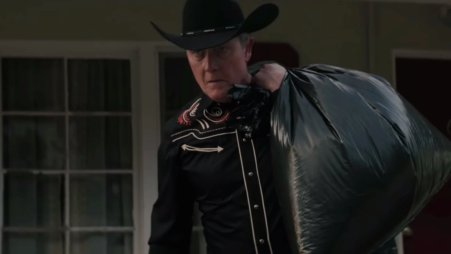 Robert Patrick Becomes an Insane Killer in Crazy Trailer for the Horror ...