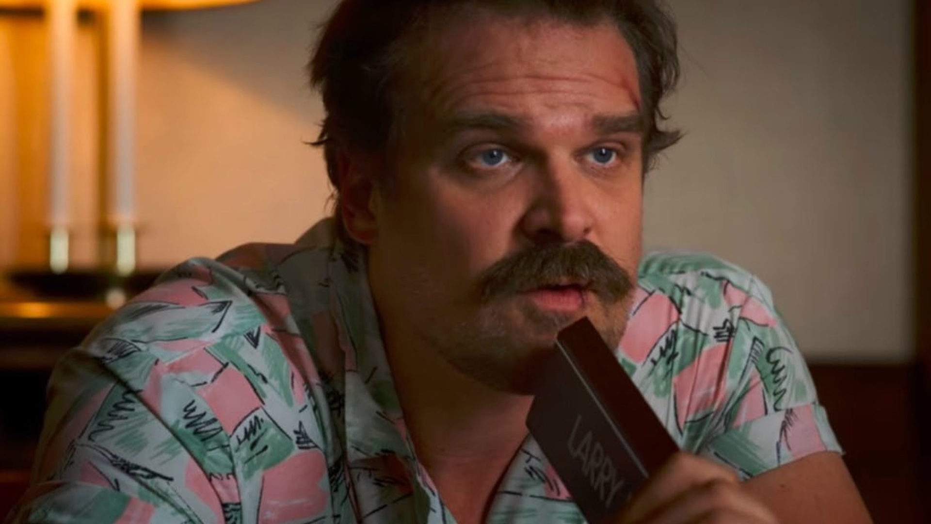 Hopper From STRANGER THINGS Finally Gets the MAGNUM P.I. Intro he ...